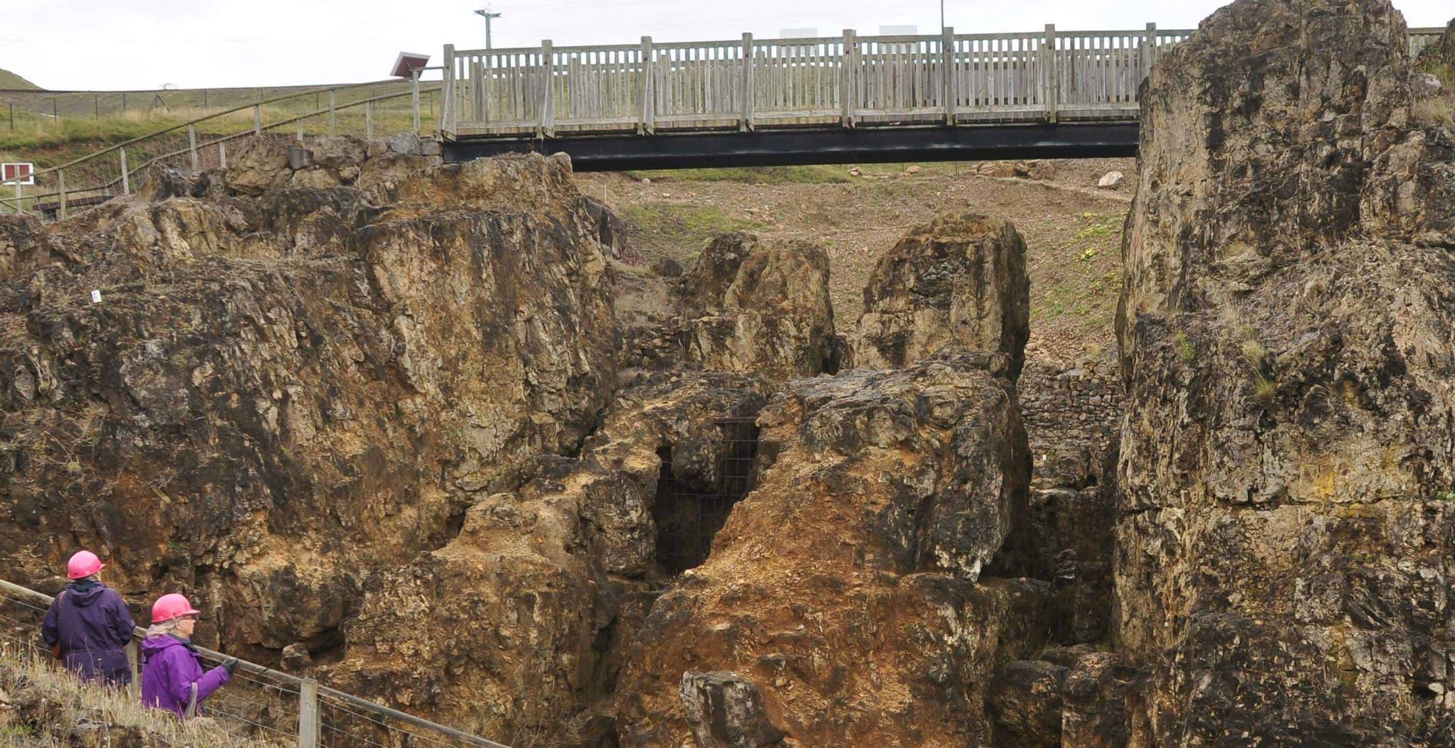Minerals found in Prehistoric and Roman Quarries - Prehistoric Britain